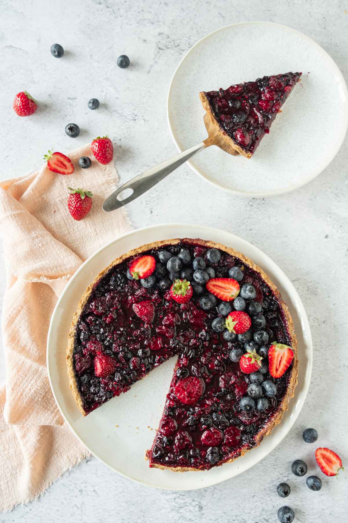 EASY MIXED BERRY TART RECIPE