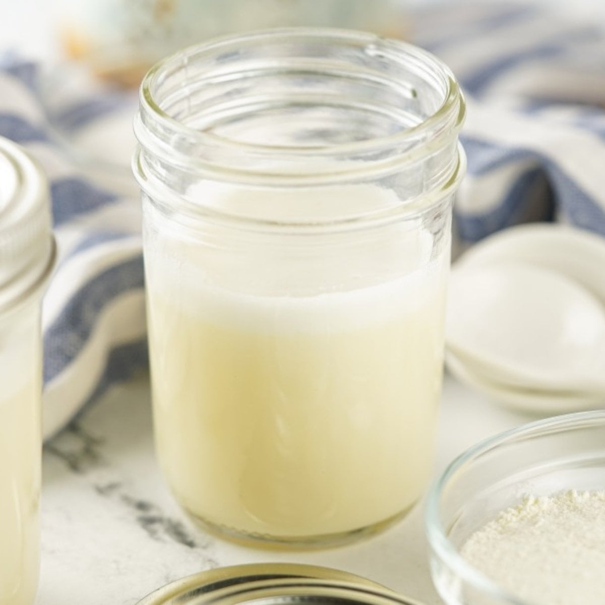 Quick Condensed Milk Made at Home - nicetartes.com